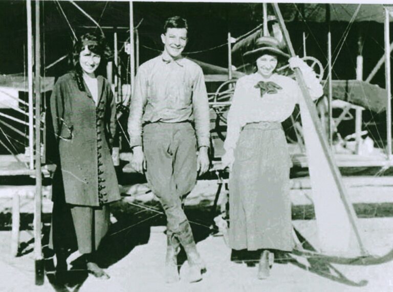 The Stinson Family - Lone Star Flight Museum